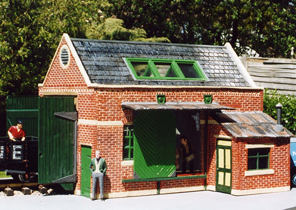 Goods Shed & Office | Garden Railway Specialists Tel:01844 345158