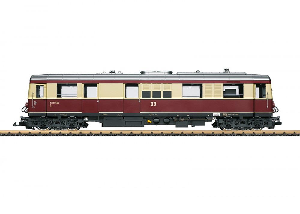 LGB DR Class VT 137 Powered Rail Car | Garden Railway Specialists Tel ...