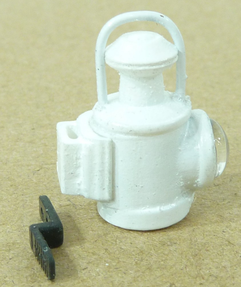 LNER Rear Bracket Red Aspect Lamp-LED | Garden Railway Specialists Tel ...