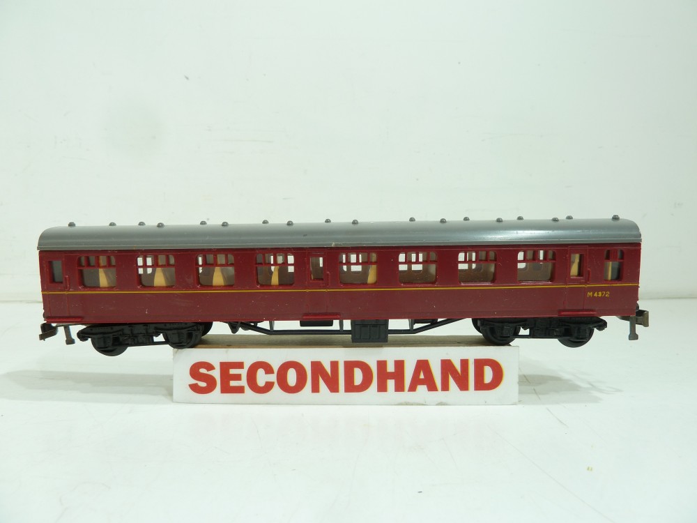 Jouef Playcraft MkI Coach M4372 unboxed | Garden Railway Specialists ...