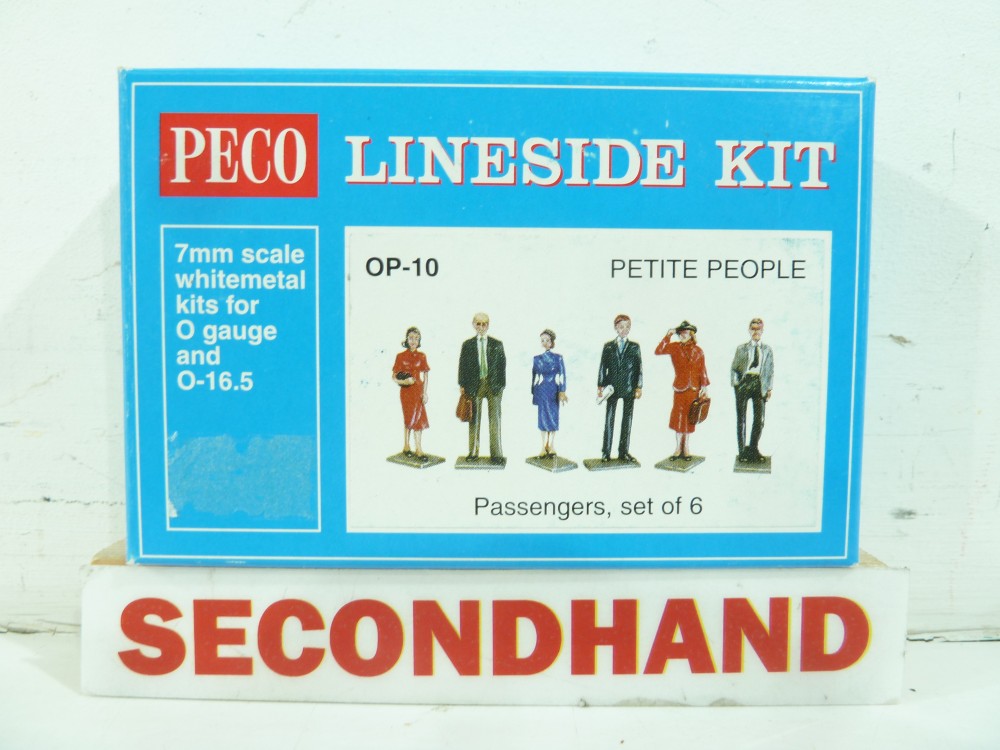 Peco Lineside Kit OP-10 Passenger Set Of 6 | Garden Railway Specialists ...