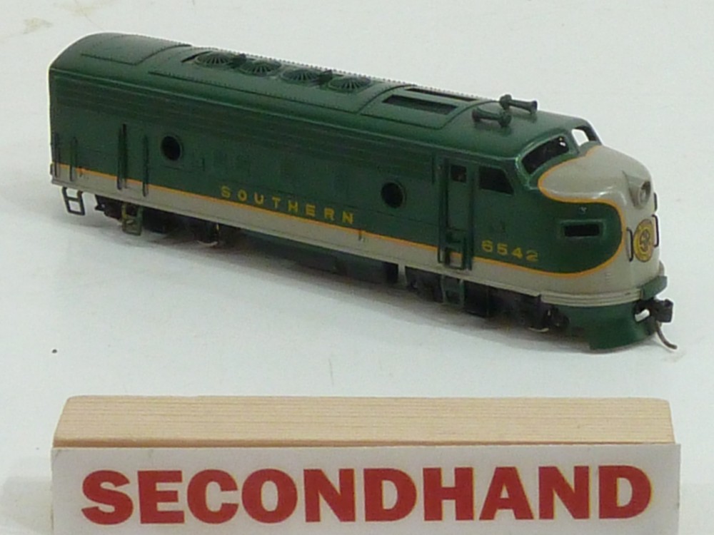 HO Brass Tenshodo Southern Diesel Engine #6542 unboxed | Garden Railway ...