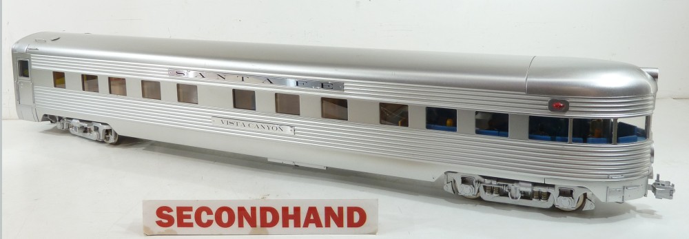 USA Trains Santa Fe Observation Coach unboxed | Garden Railway ...