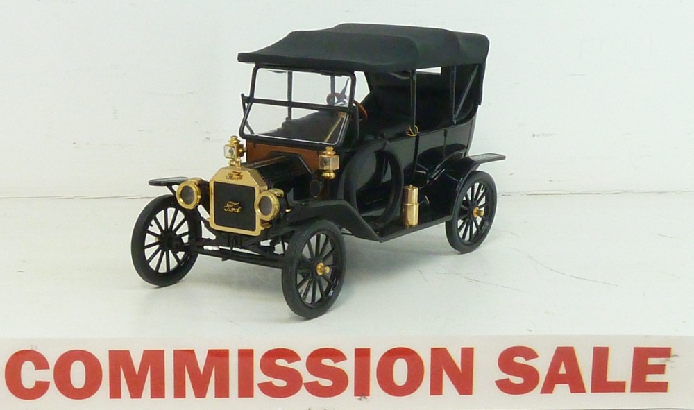 Franklin Mint Ford Model T With Silk Hood 1:16 scale | Garden Railway ...