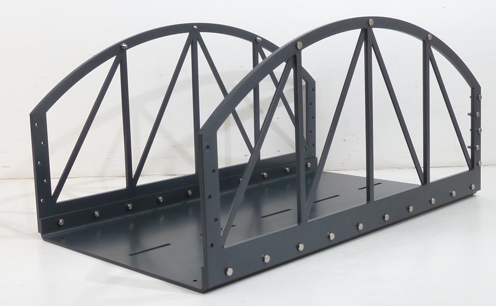 Over Truss Arch Bridge Module | Garden Railway Specialists Tel:01844 345158
