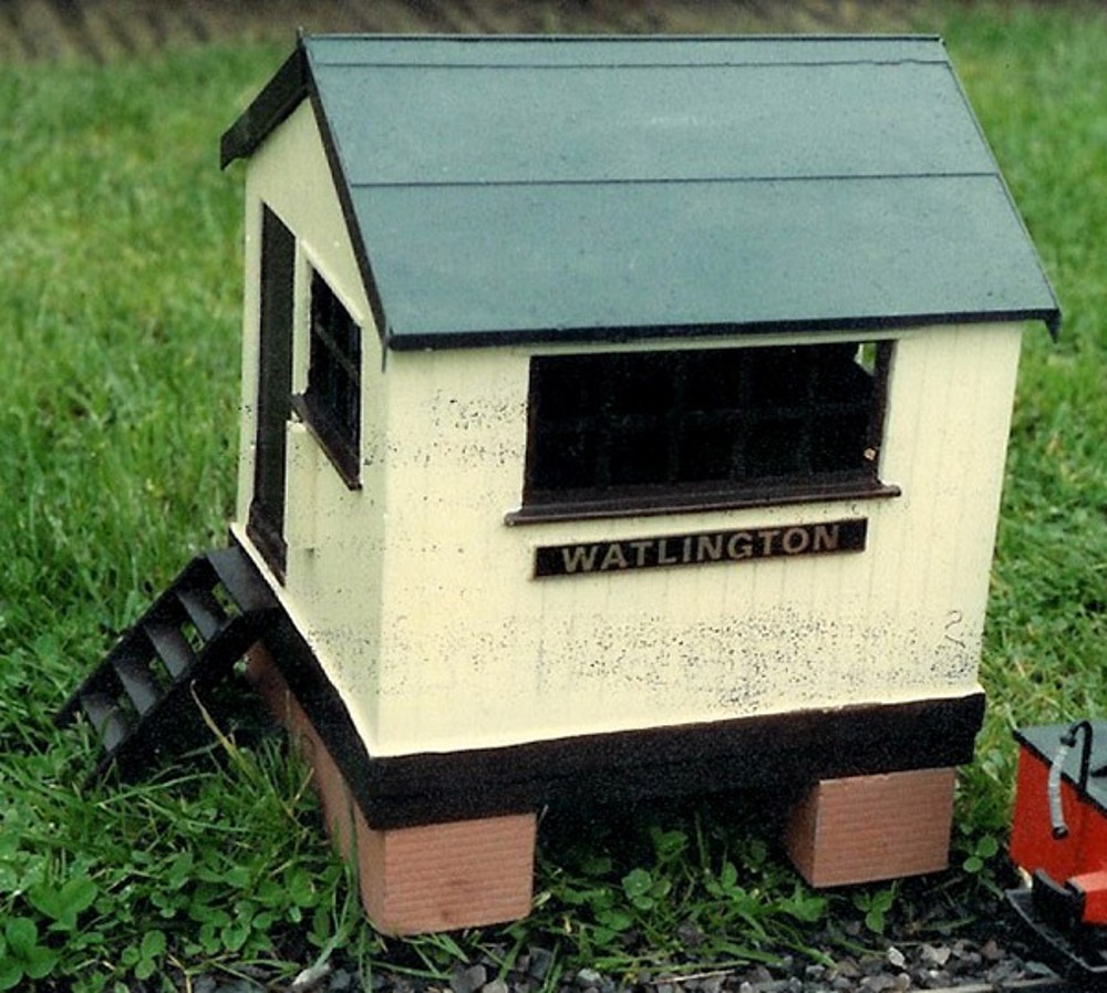 Watlington Signal Box Kit | Garden Railway Specialists Tel:01844 345158