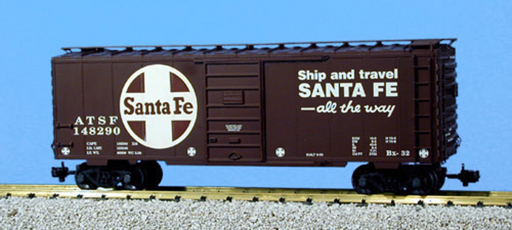 40FT STEEL BOXCAR - SF #1 | Garden Railway Specialists Tel:01844 345158